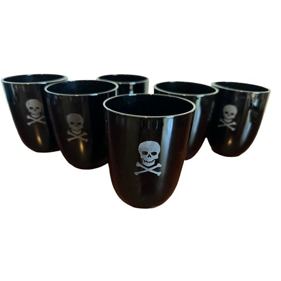 Tabla Home | Kitchen | Tabla Home Black Skull And Crossbones Glasses 6 ...